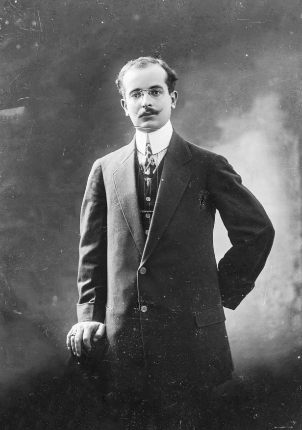 Sebastián Lorente Patrón (1884-1972) – Fuentes Históricas del Perú